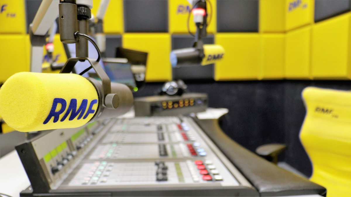 RMF FM z relacjami z Watykanu. Specjalne wydania "Porannej rozmowy ...